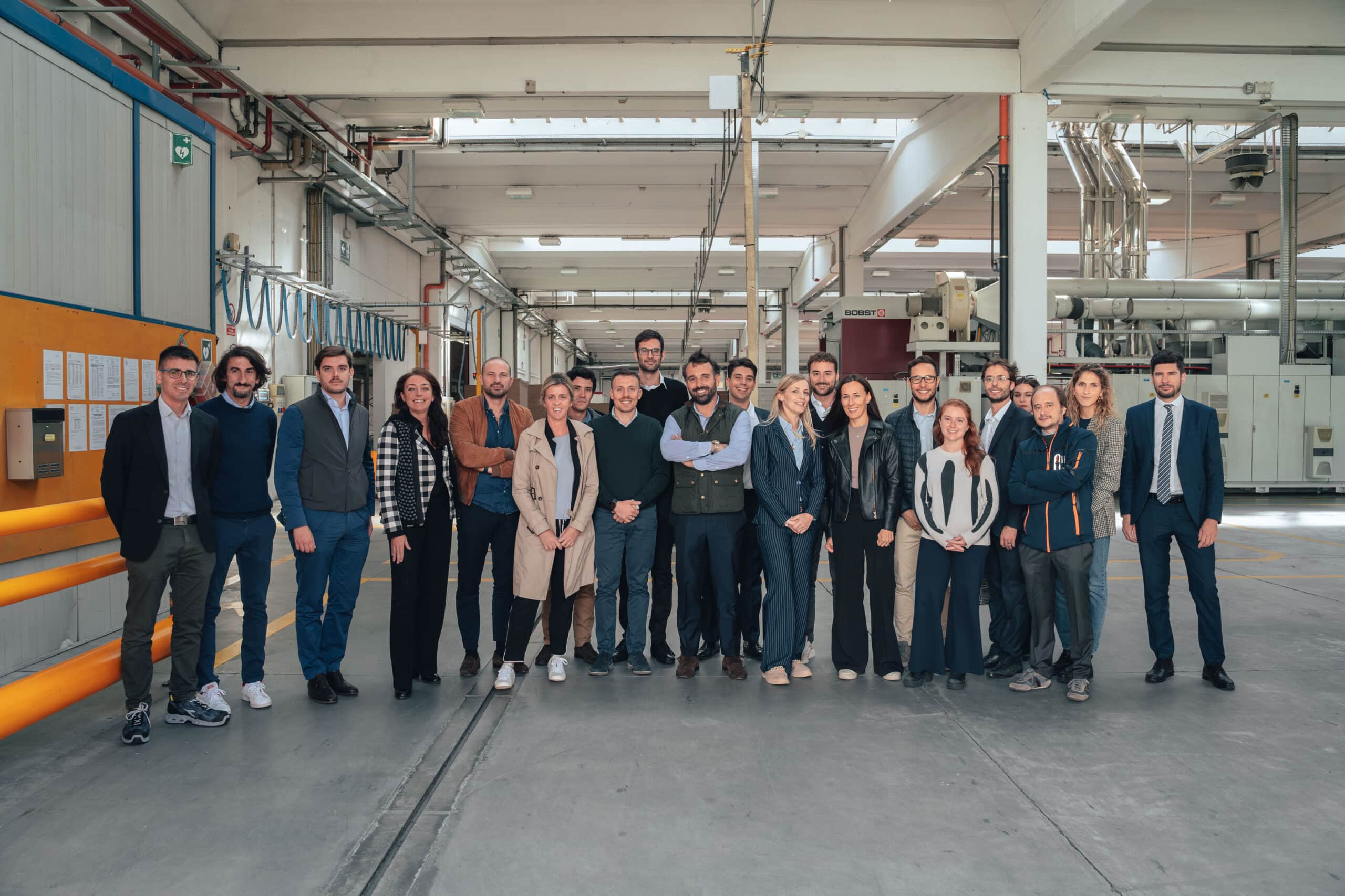 I Giovani Imprenditori in visita da Ghelfi Ondulati - ASSOGRAFICI